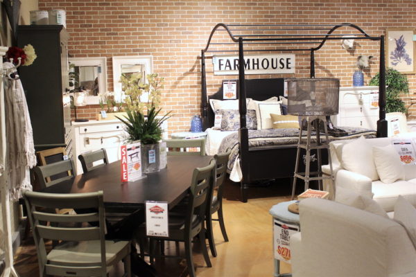 Home Decor 101: Underpriced Furniture - Peachfully Chic