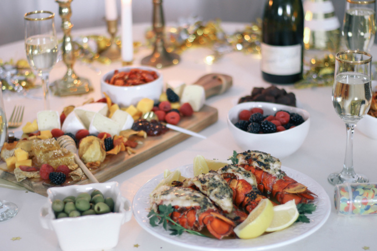 Low Key New Year's Eve Party - Peachfully Chic